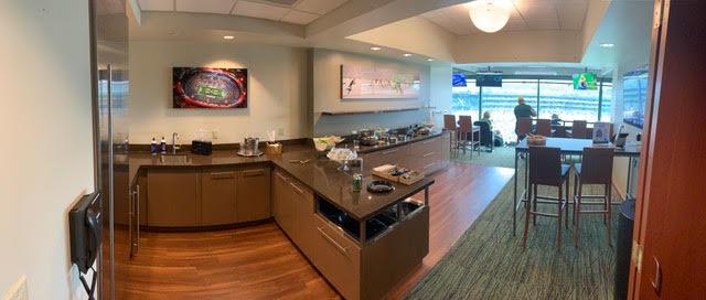 Lambeau Field Suites and Premium Seats